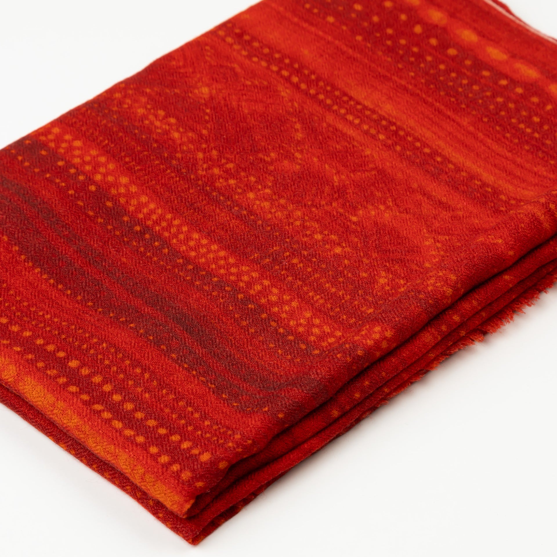 Nullarbor – Luxury Cashmere Scarf – Designed by Helena Geiger – Kirrikin